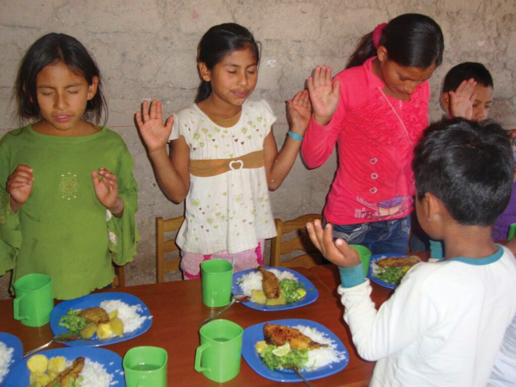 Help Feed Poor Children in Latin America - Christian Aid Mission